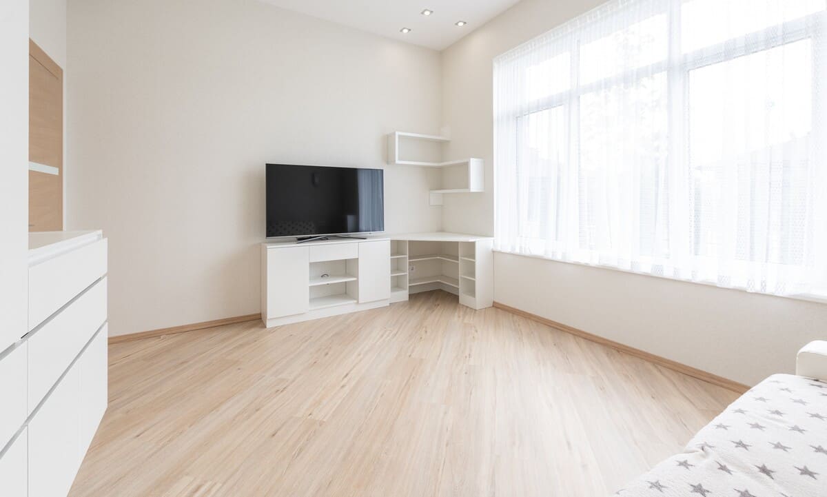 The Do's and Don'ts of Vinyl Flooring Maintenance